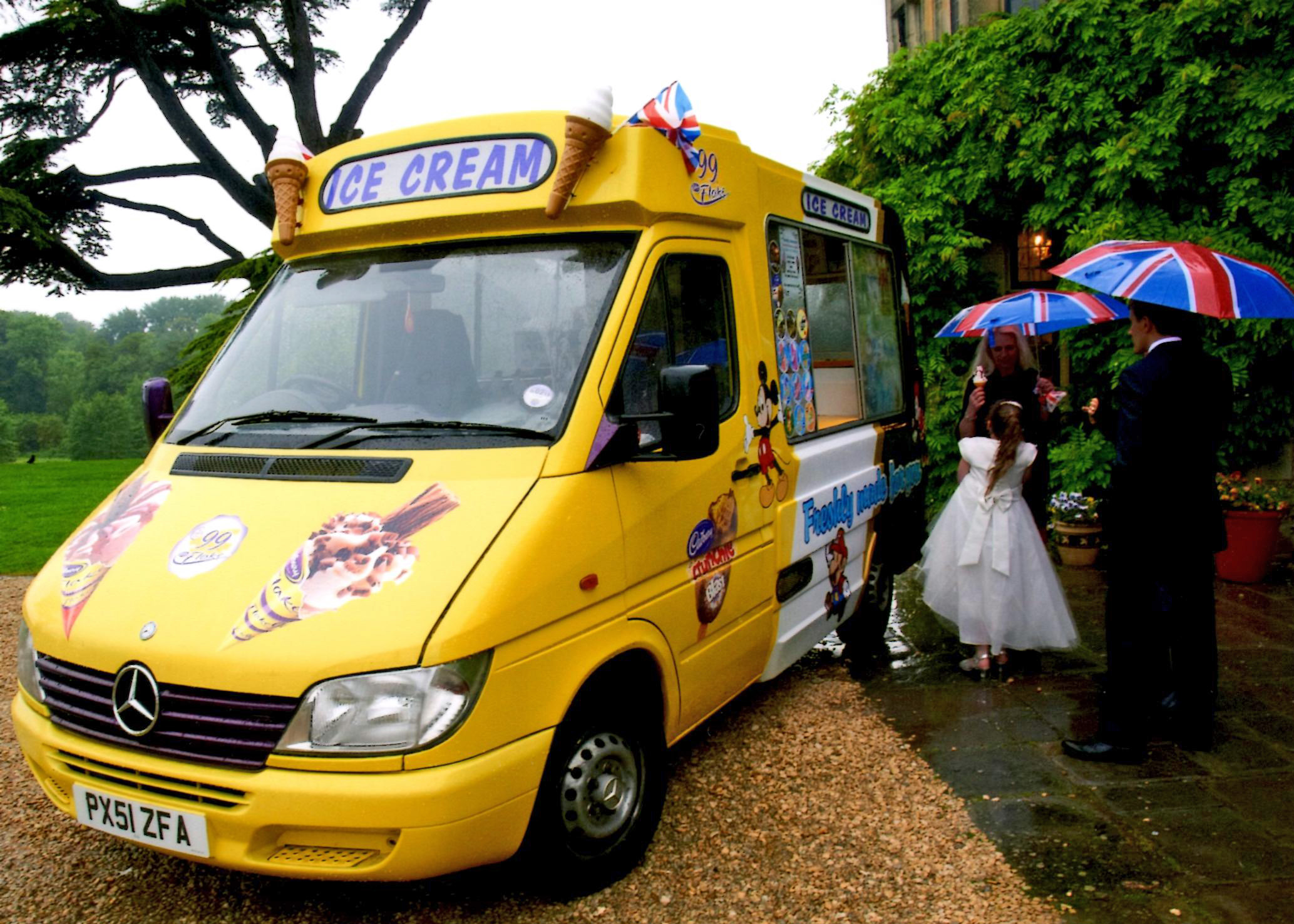 Mario's Ice Cream Van HireMy Wedding Notebook Gallery